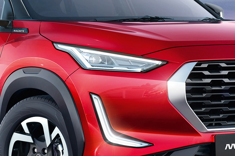 Nissan Magnite Specs & Features, Configurations, Dimensions