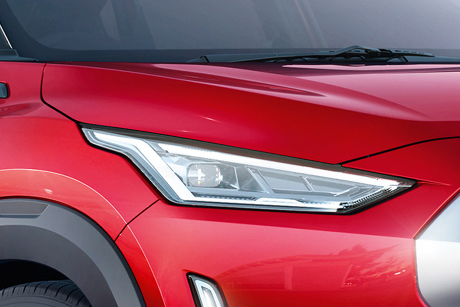 Nissan Magnite Specs & Features, Configurations, Dimensions