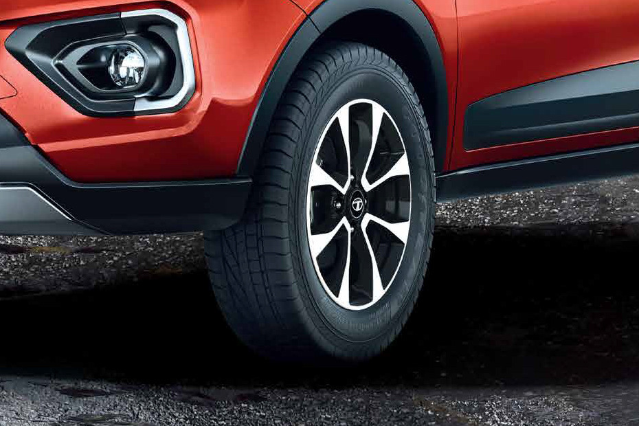 Tata Nexon Specs & Features, Configurations, Dimensions