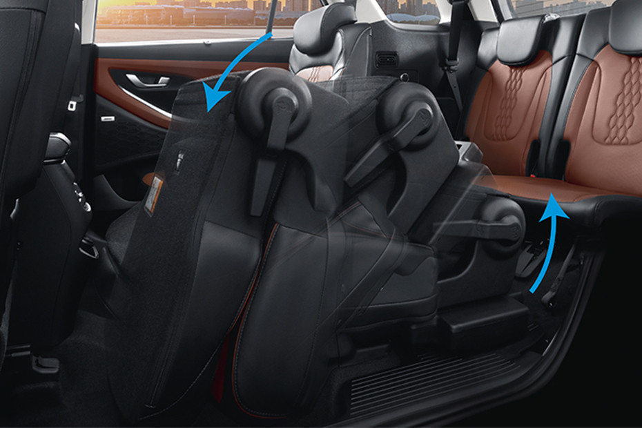 Hyundai Alcazar Signature Diesel AT On Road Price in Ambala & 2022 ...