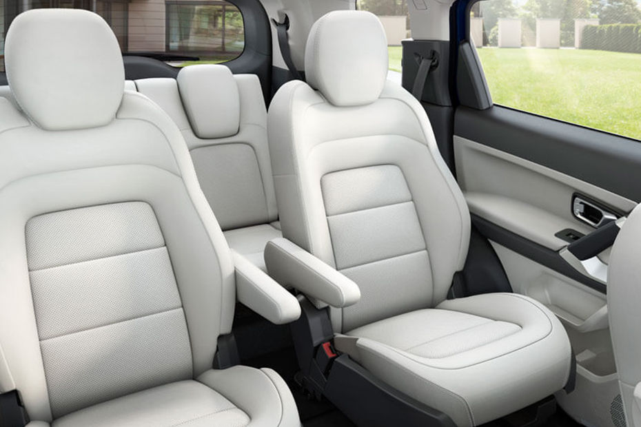 Tata Safari Specs & Features, Configurations, Dimensions