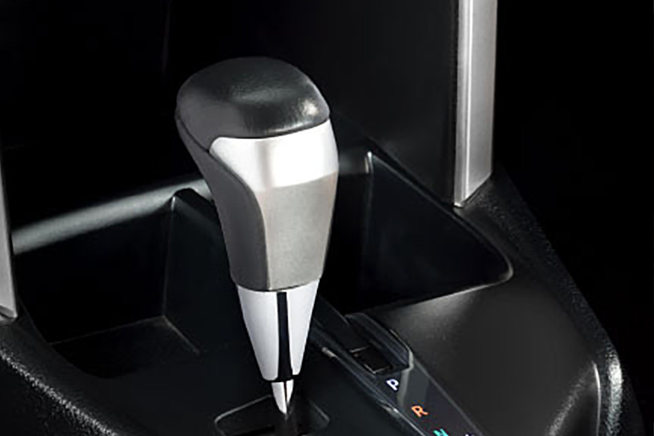 Toyota Innova Crysta Exterior Images Gallery | Shaw Toyota.